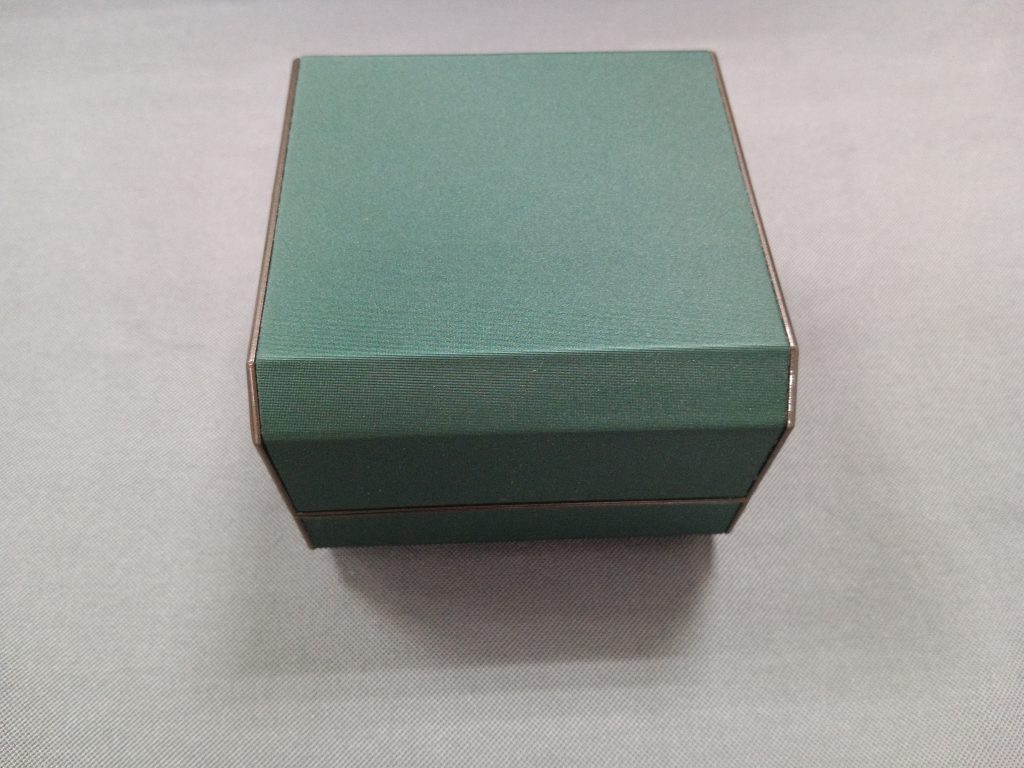 Dark Green Flat Octagonal Bracelet Jewelry Package Box – Elegant and ...
